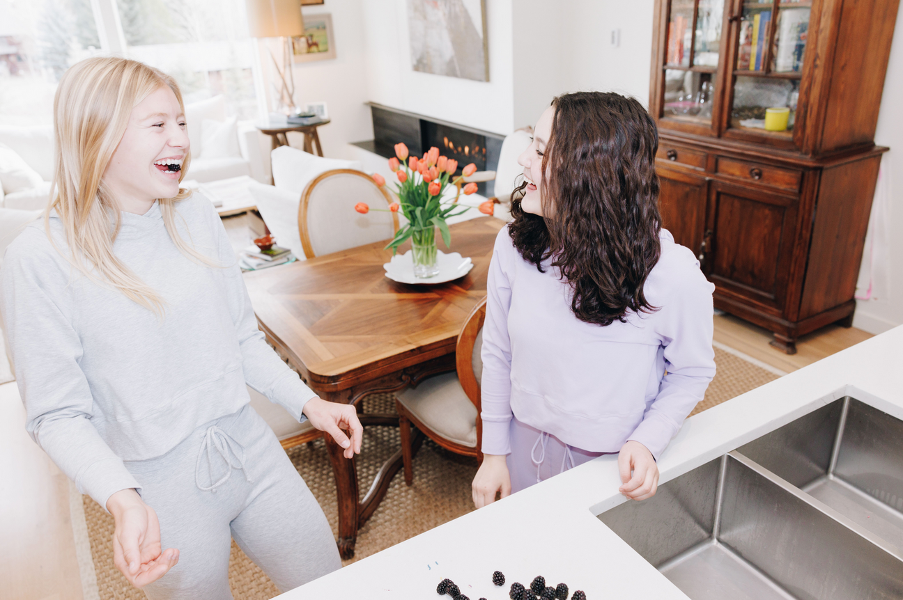 Girls' Hoodie Fashion Trends: The Latest Styles for 2024 | Yellowberry
